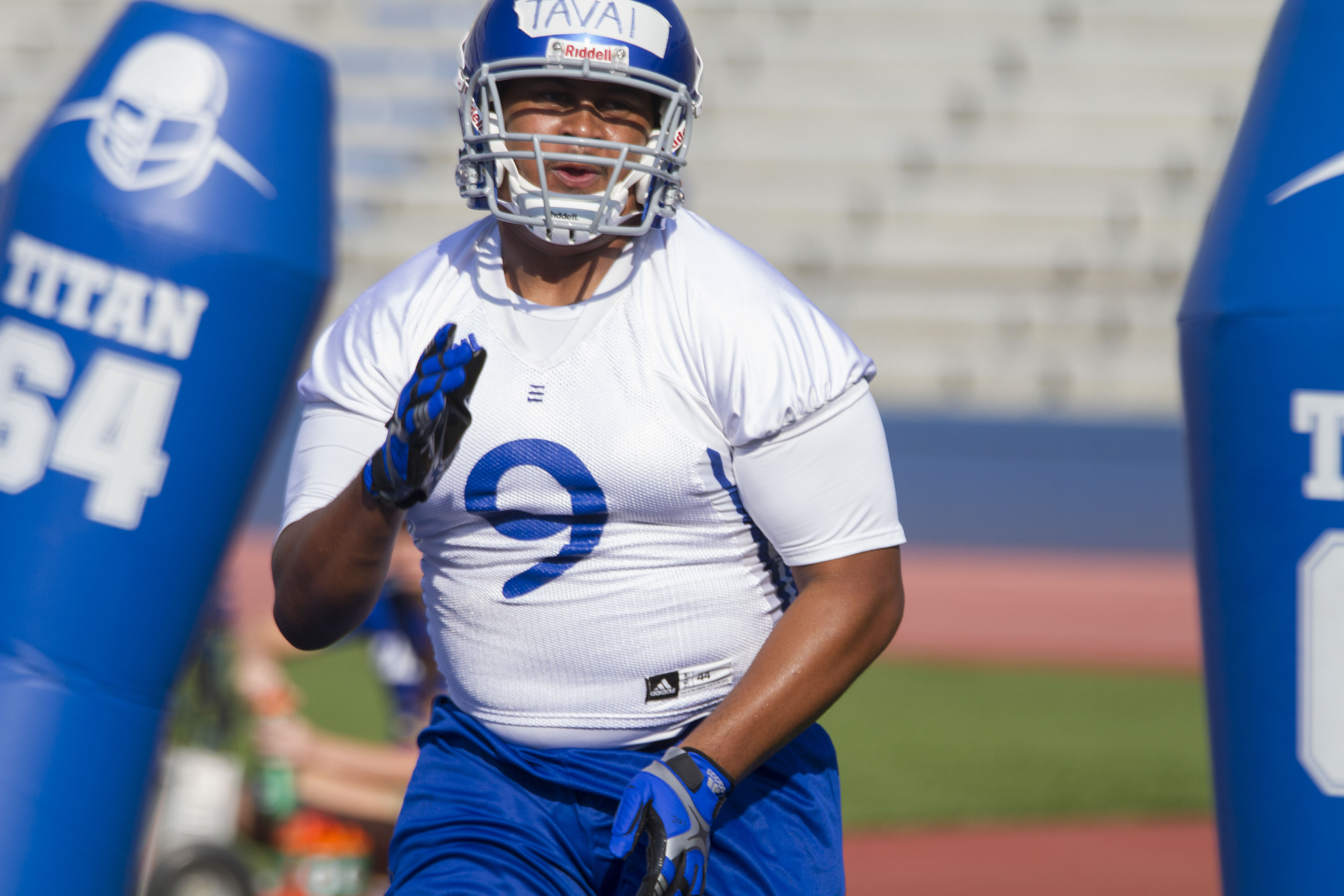 KU defensive lineman Jordan Tavai proud of heritage | News, Sports ...